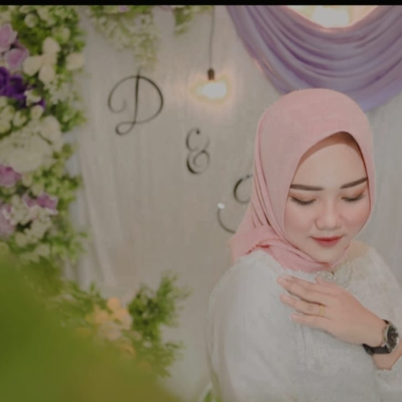 Website Pernikahan Danang Ardiansyah dan Tuti Aryani